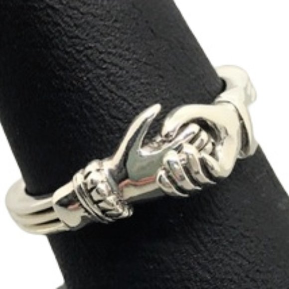 casual flare | Jewelry | Nwt Sterling 925 Hand N Heart Opening Ring ...